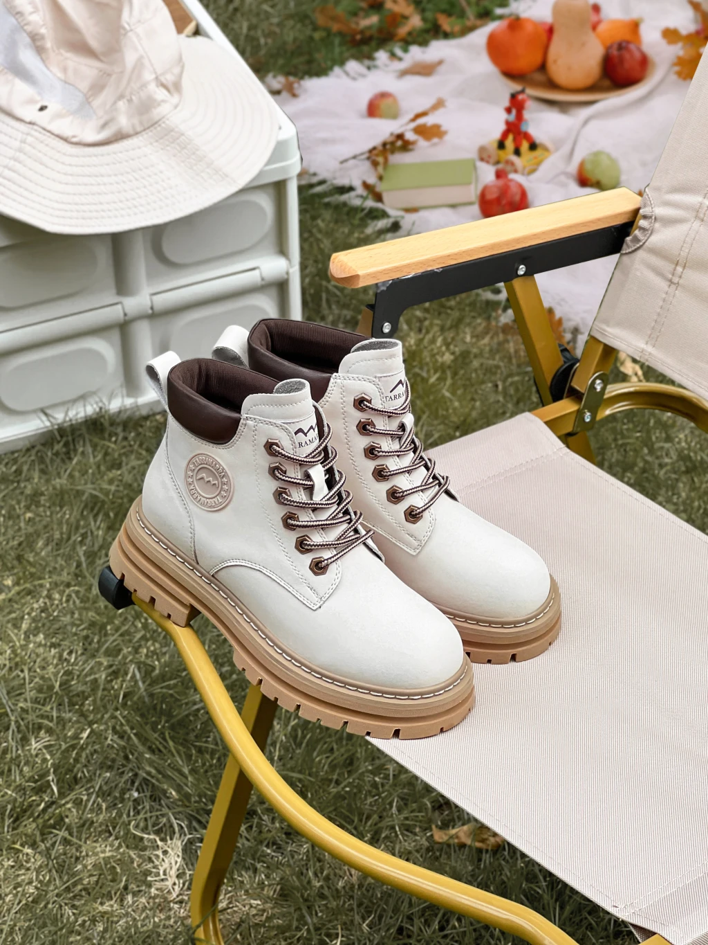 Stephanie Boots from Ugg Express